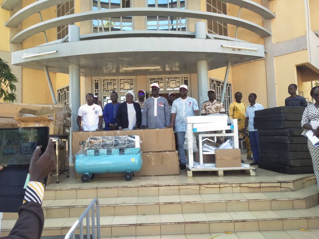 CHR de Banfora : le Conseil Régional offre du médicotechnique d’une ...