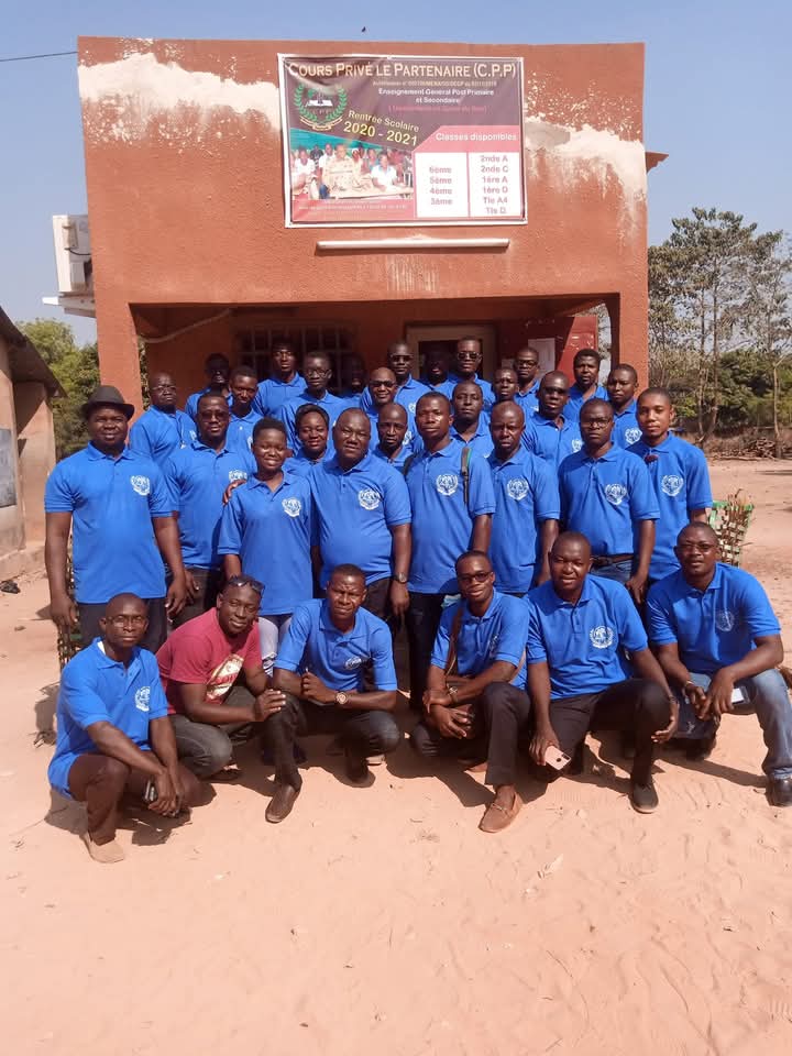 Cours du soir le Partenaire (CPP) : des anciens bacheliers apprécient. – Wangolā Médias